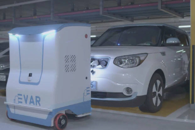 Electric Vehicle Automatic Recharging Robot – Korean-Machinery.com